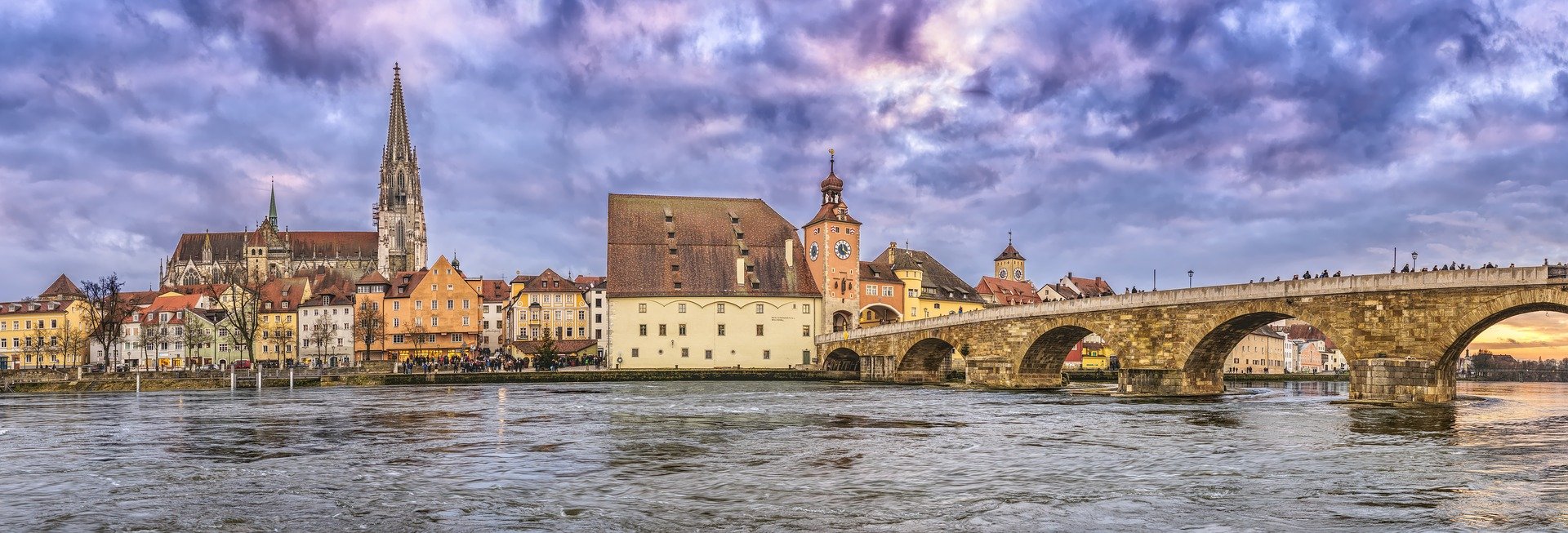 Stadtführung Regensburg | Flexible & günstige Smartphone Tour ...